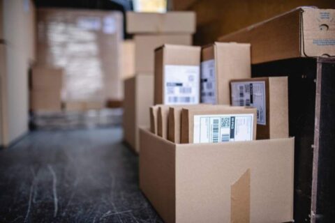 Package Delivery System for Apartments: Choosing a Package Solution
