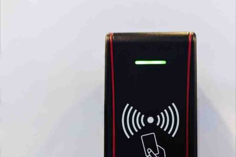 Mullion Reader Guide: How They Work & Where to Use Them