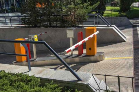 LPR System: What is License Plate Recognition & Best Uses