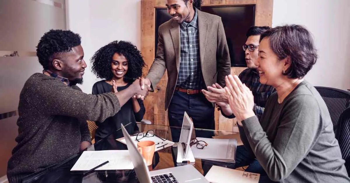 10 Ways to Build a Successful Resident Referral Program