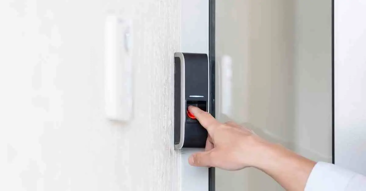 The 5 Best Fingerprint Deadbolt Locks & Biometric Smart Locks