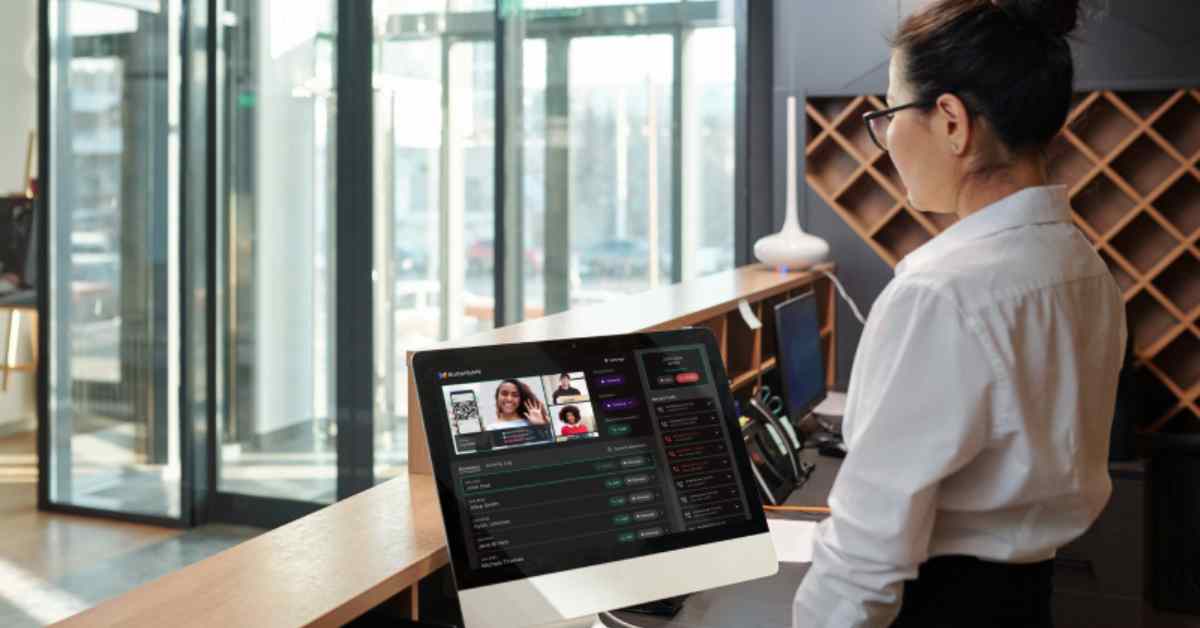 5 Best Front Desk Software Systems for Your Building