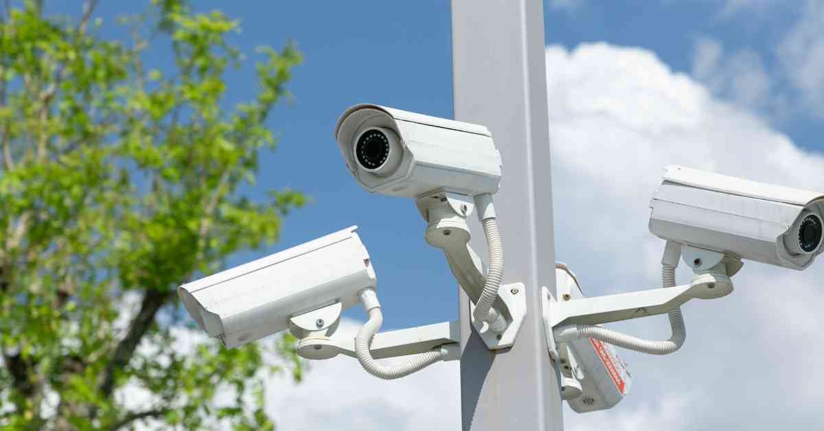 5 Best Security Camera Systems for Multifamily & Commercial